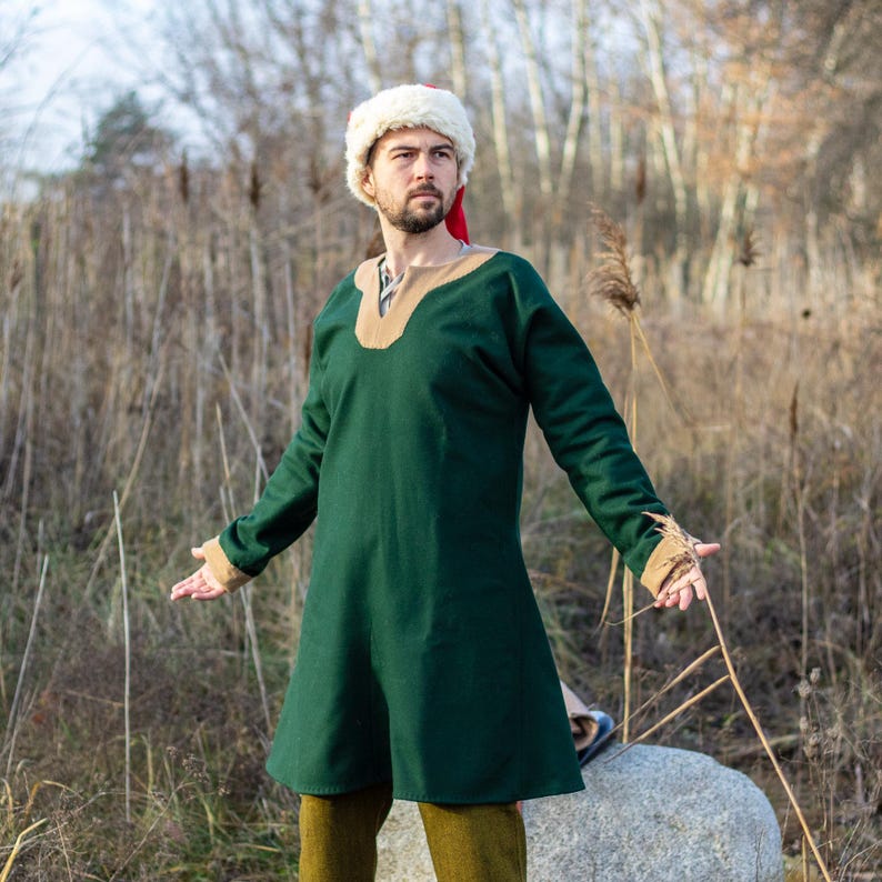 Viking Tunic for Men - Bayeux Wool Tunic - Early Medieval Attire ...