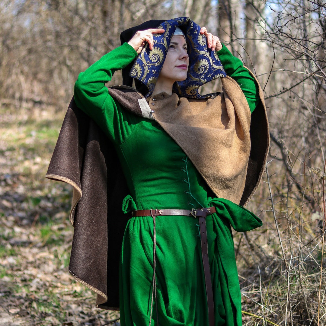 Short Circle Cloak Wool Medieval Pilgrim Cape Clothing Reenactment ...