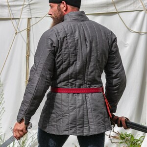 Simple Gambeson of Saint-denis - Linen - Authentic Medieval Armor ...
