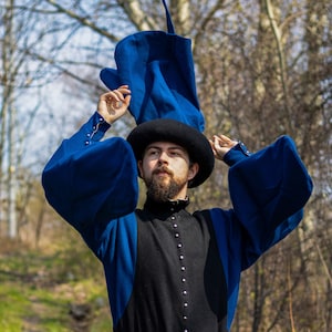 Woolen Chaperon - Medieval Hat for Men - Medieval & Renaissance ...