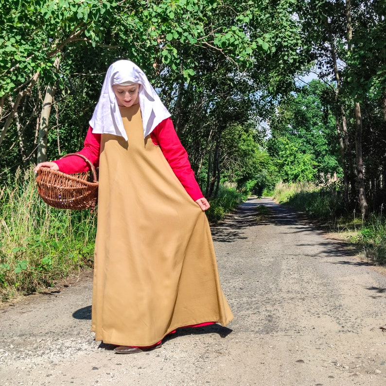 Woolen Surcote Overgown Medieval Simple Overdress Sleeveless Surcoat ...