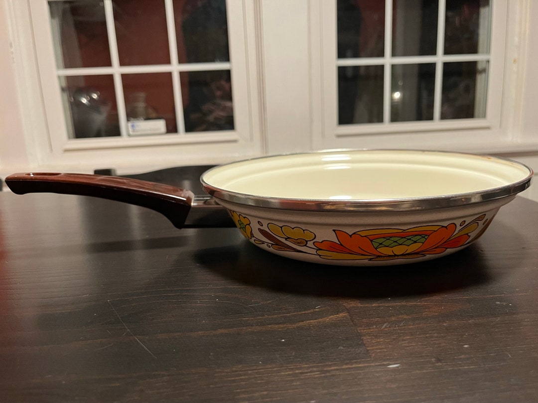 Sanko Ware Country Flowers Porcelain Enameled Steel Skillet - Etsy