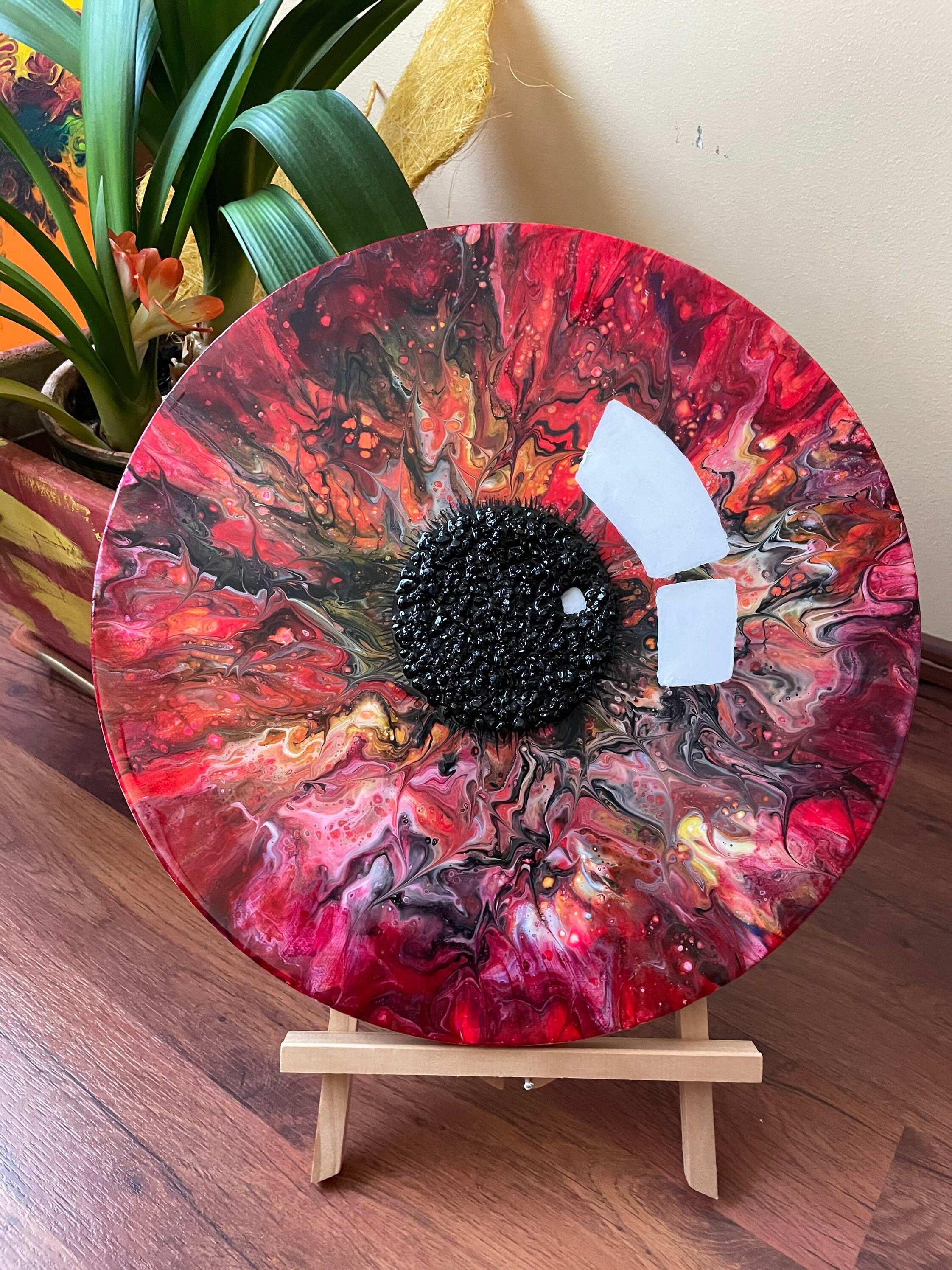 Acrylic Painted Red Eye, 40cm Round Acrylic Pour Painting on Canvas ...