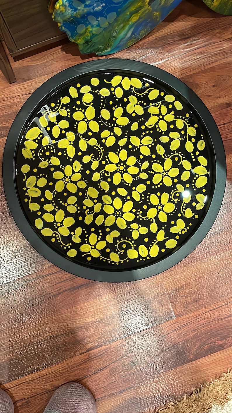 Floral Coffee Table, Red Yellow Flowers Design, Round Epoxy Resin Table ...