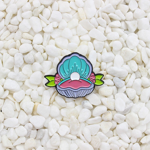 Seashell Pin - Etsy