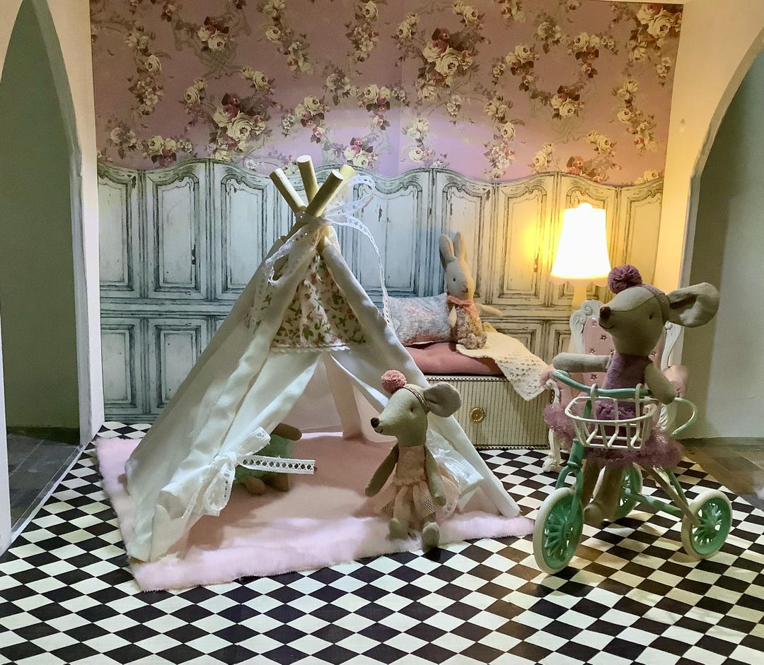 Adorable Playroom TENT Perfect for Big & Little Sister, Little Mice ...