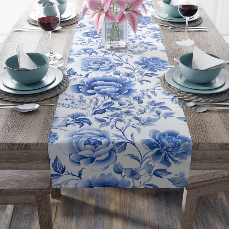 Chinoiserie Table Runner, Porcelain Print Table Runner, Blue White ...