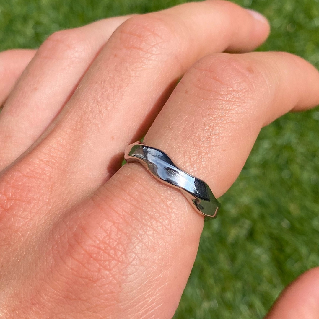 Thin 6mm Wavy Band Ring, Mens and Womans Rings, Silver Stylish Ring ...