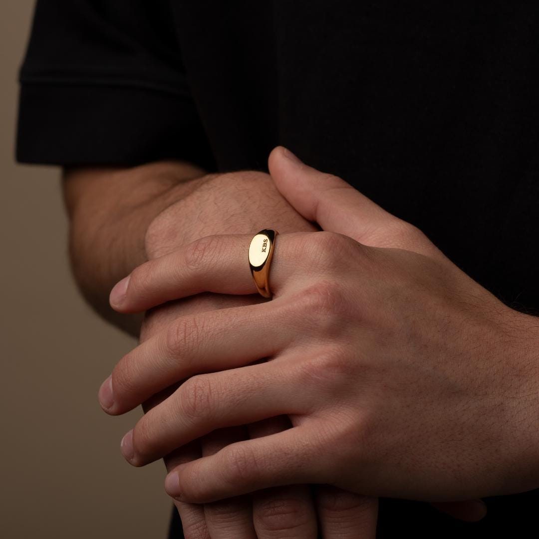 Custom Oval 18K Gold Signet Ring, Monogram Ring, Engravable Signet Ring ...