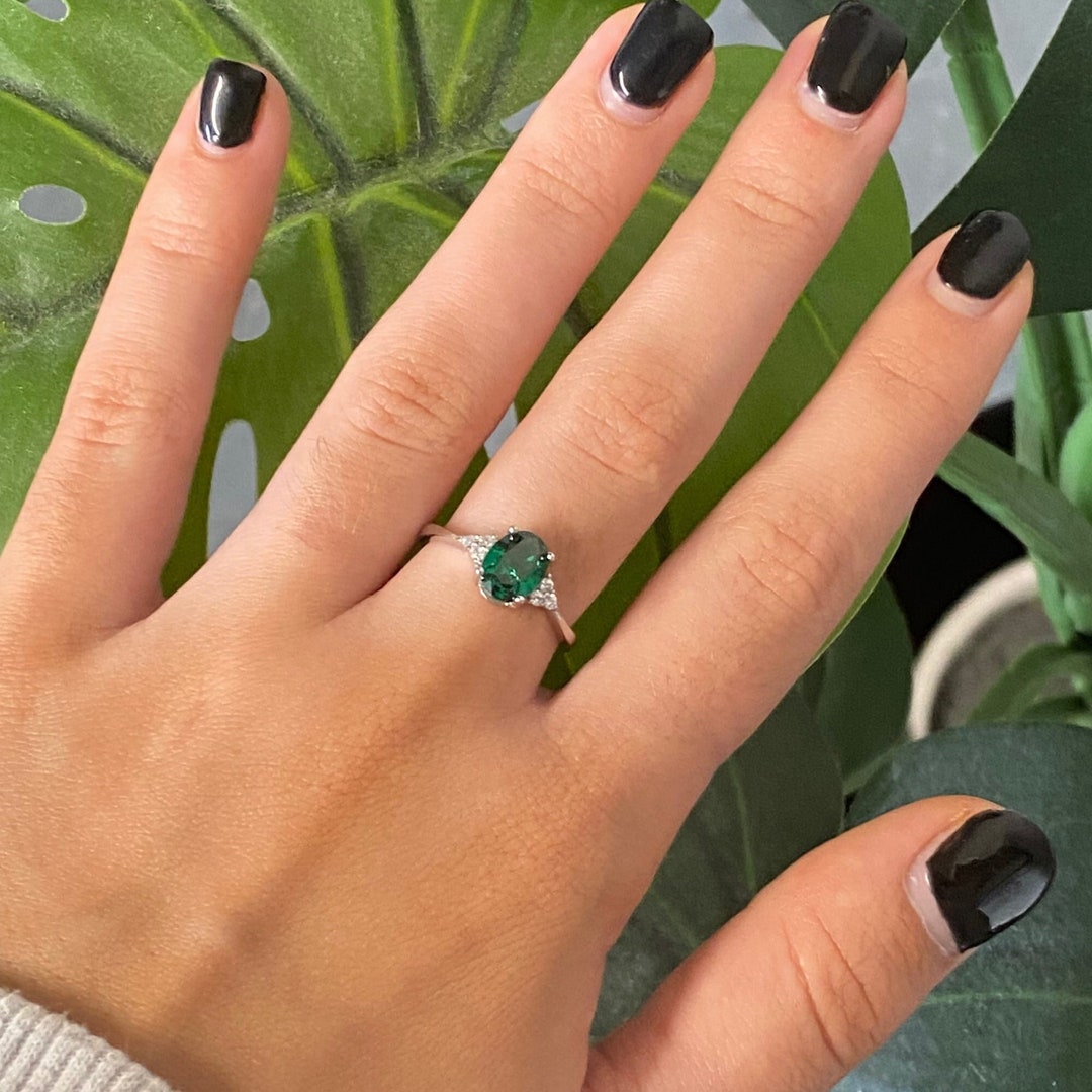 Oval Emerald Green Stone Ring in Sterling Silver, Women's May ...