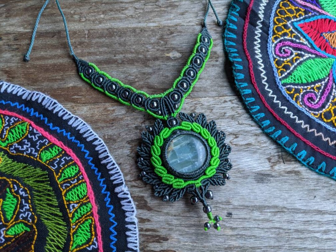 Peruvian Macrame Stone Blue Crystal Green Black Pendant Ayahuasca ...