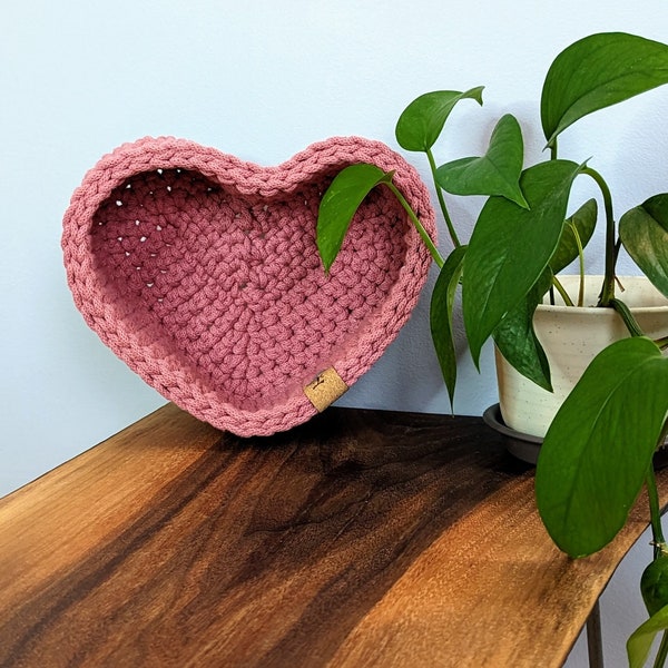 Heart Basket - Etsy