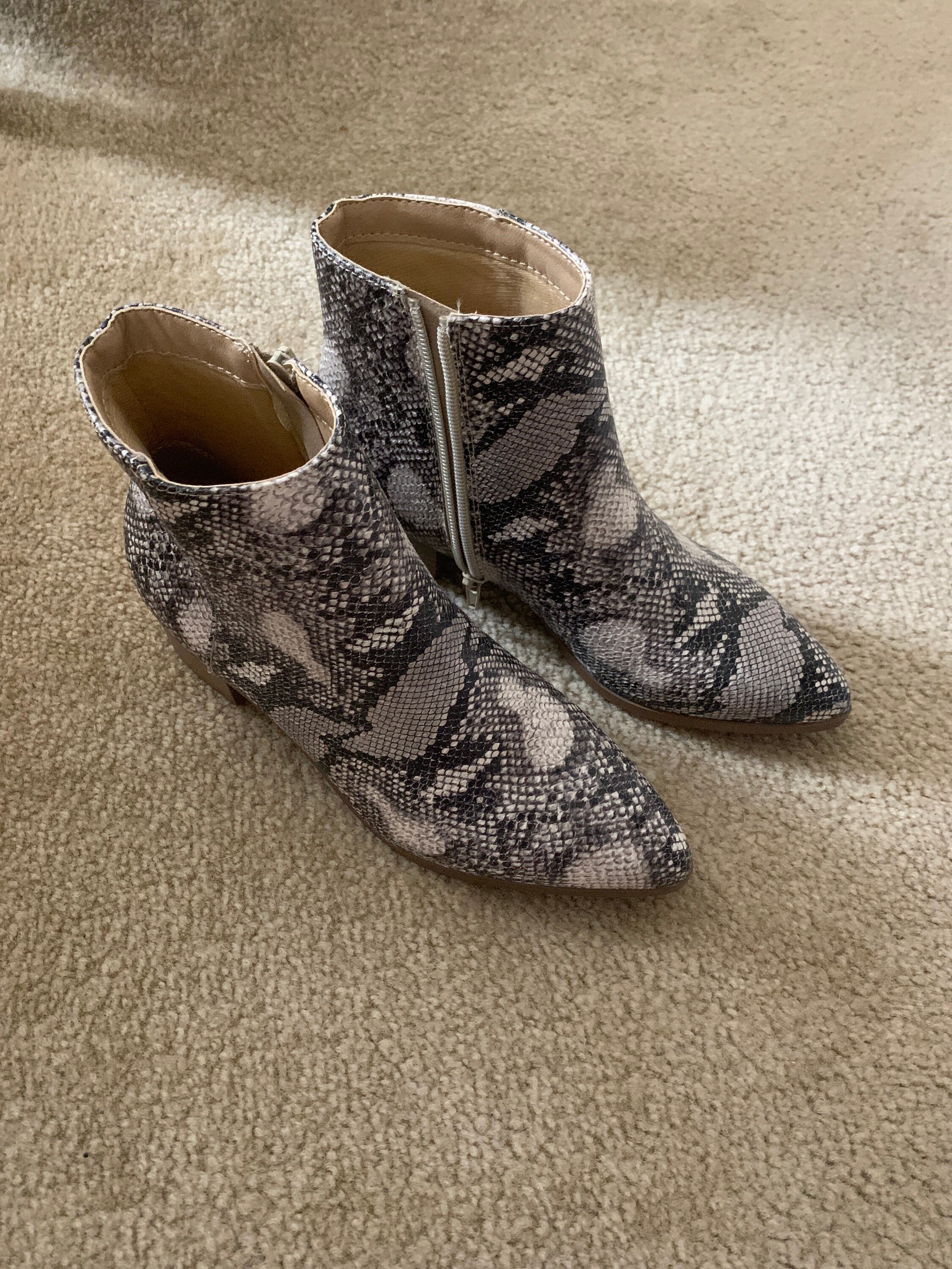 Snake Print Boots Size 7 | Etsy