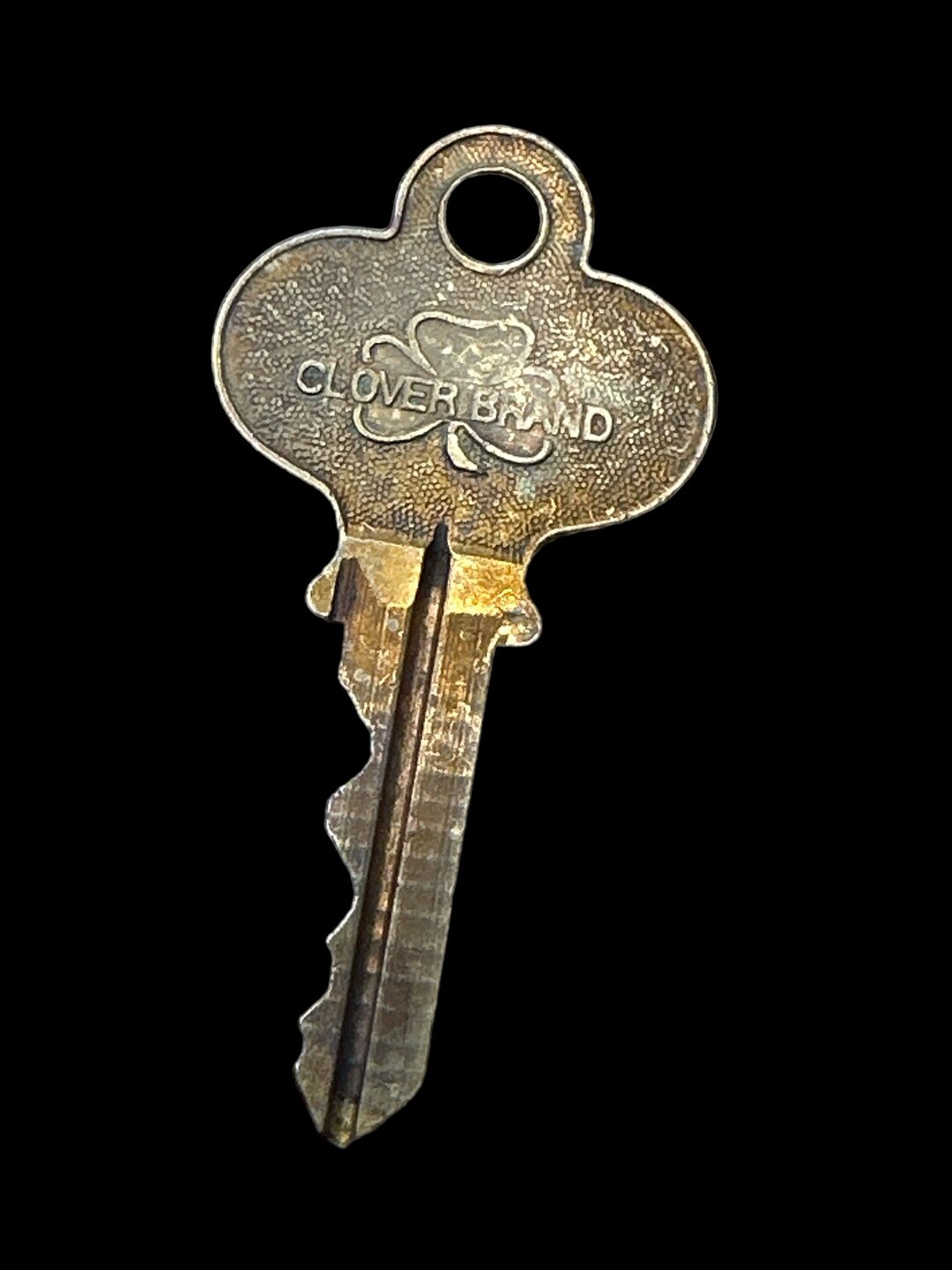 Pair of Clover Brand Vintage Keys - Etsy