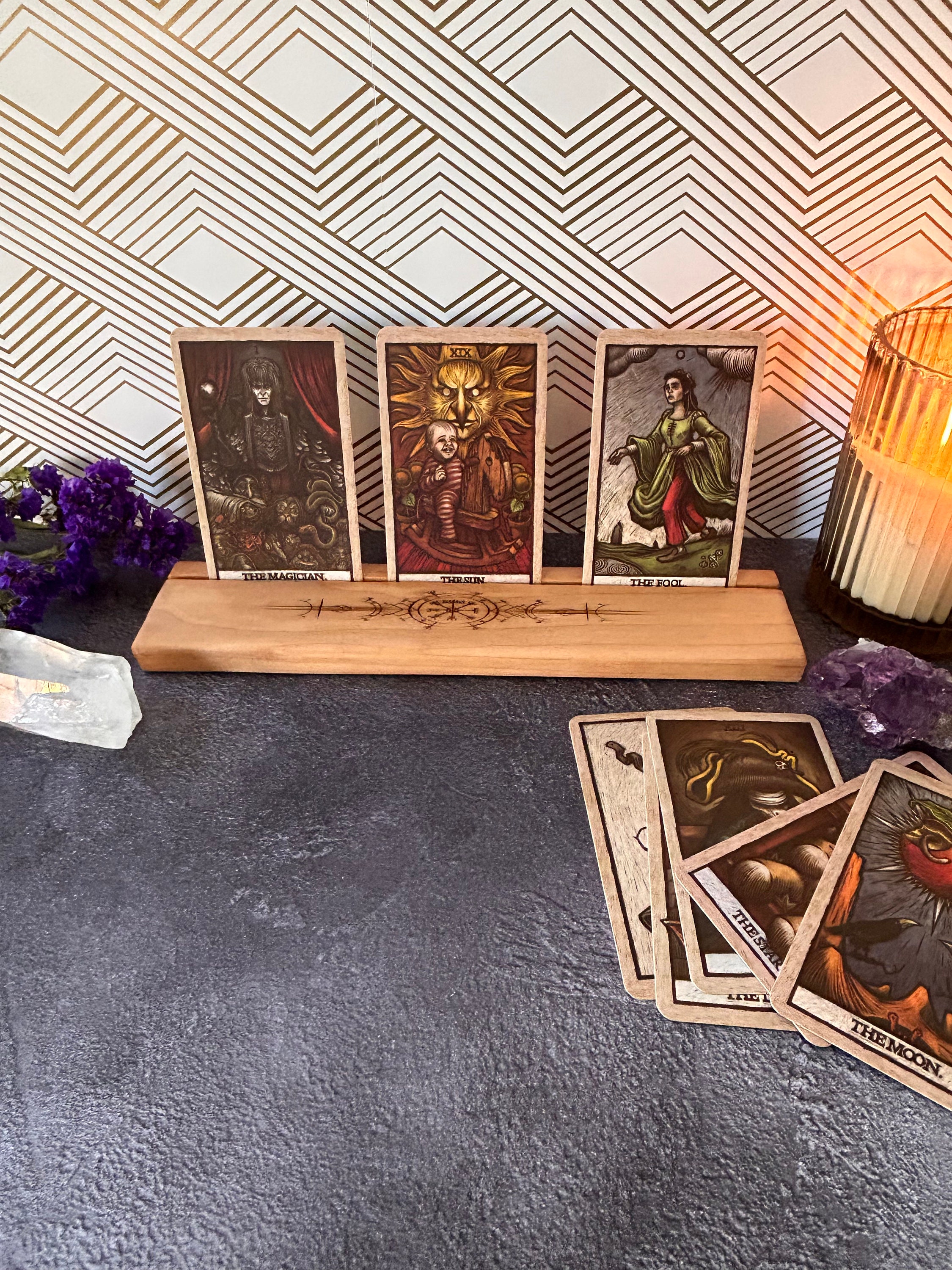 Vegvisir Viking Compass Tarot Card Stand Tarot Card Holder - Etsy