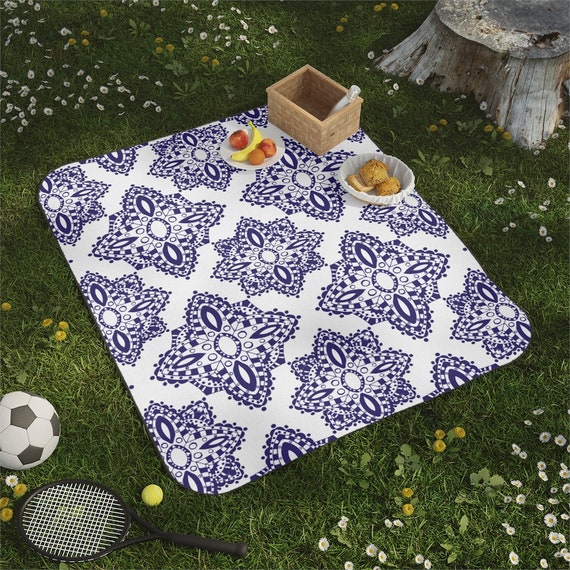 Classic Picnic Blanket Blue