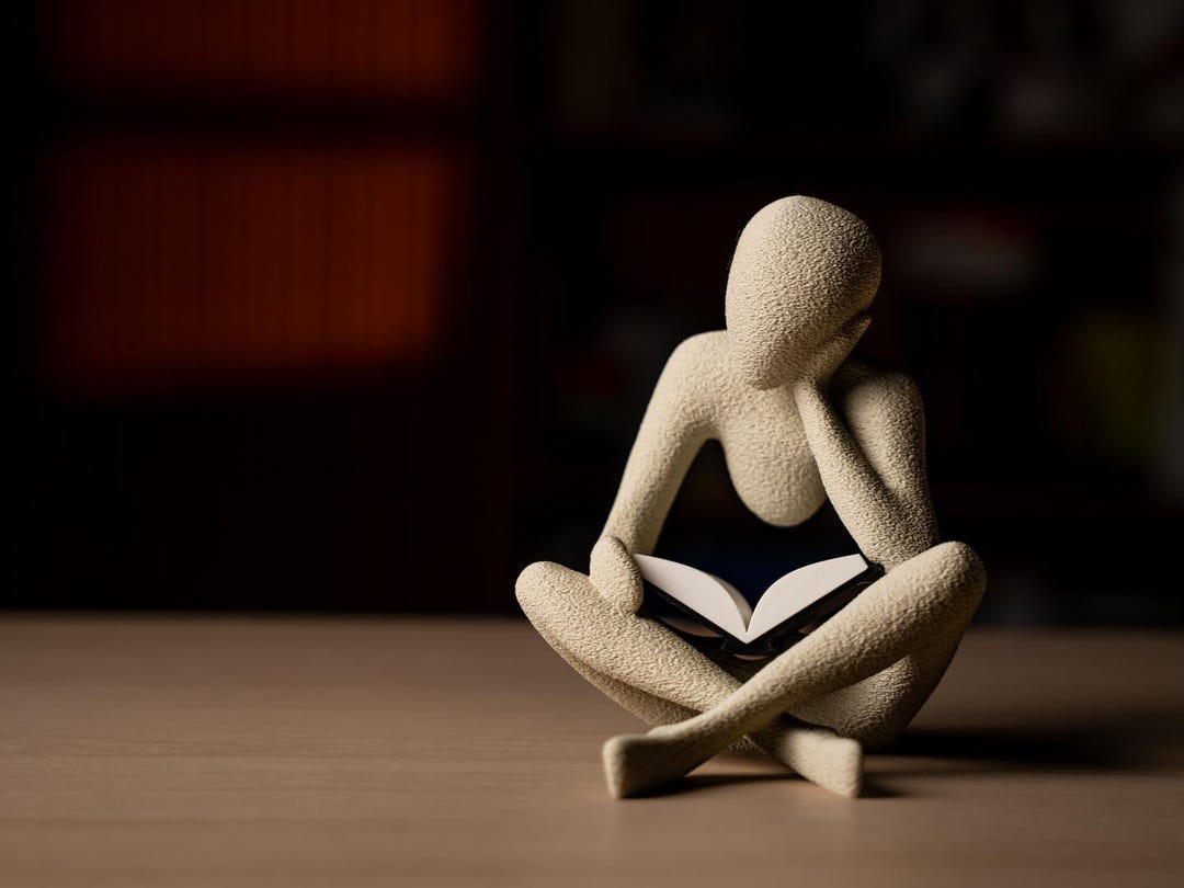Reading Figurine | Minimalist Thinker Sculpture | Modern Home Decor ...