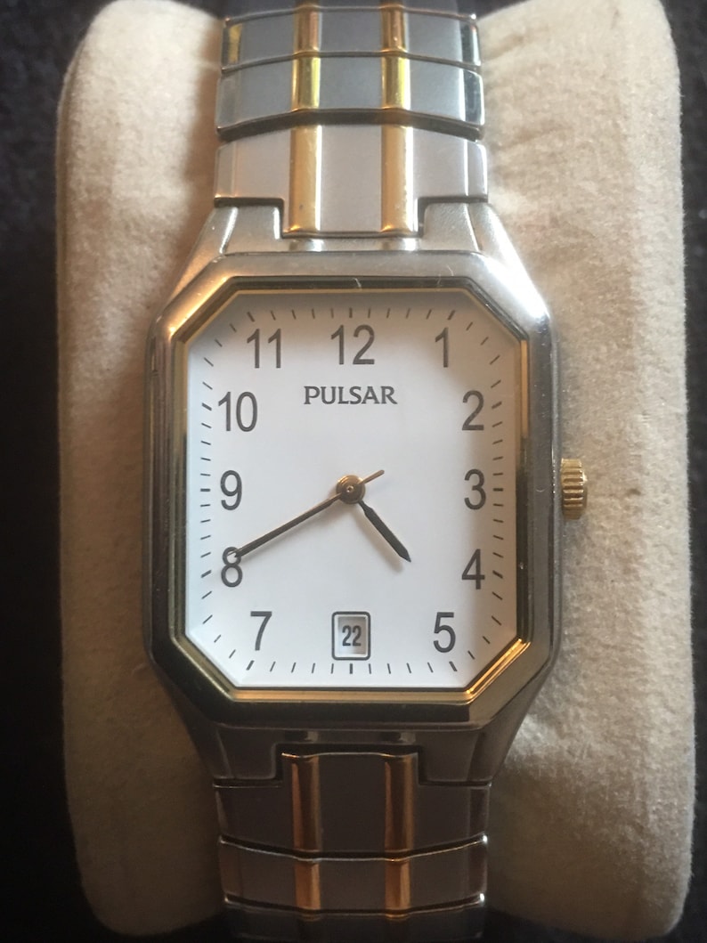 Vintage Mens Pulsar Seiko Gold / Silver Tone Tank Style Watch - Etsy