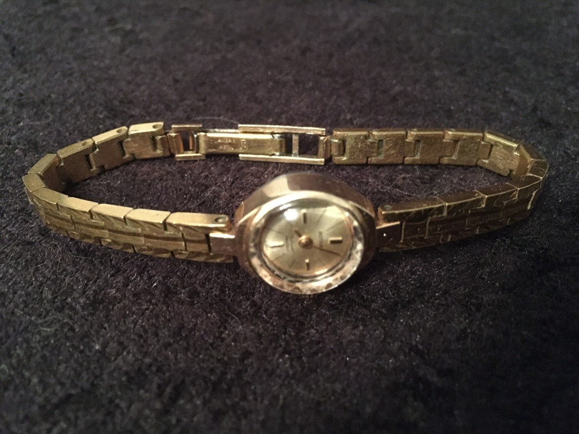 Vintage Rotary incabloc 17 Jewel ladies watch | Etsy