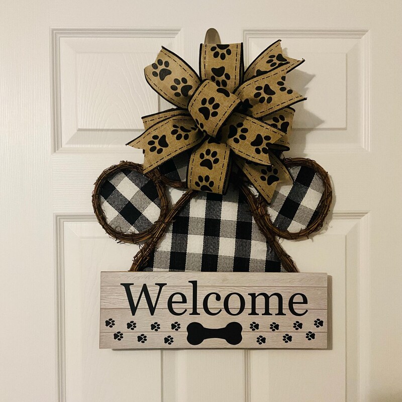 Dog Paw Door Hanger - Etsy