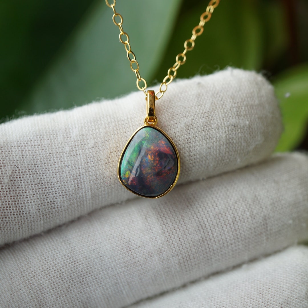 Red Solid Australian Black Opal Necklace 14k Solid Gold, Genuine Black ...