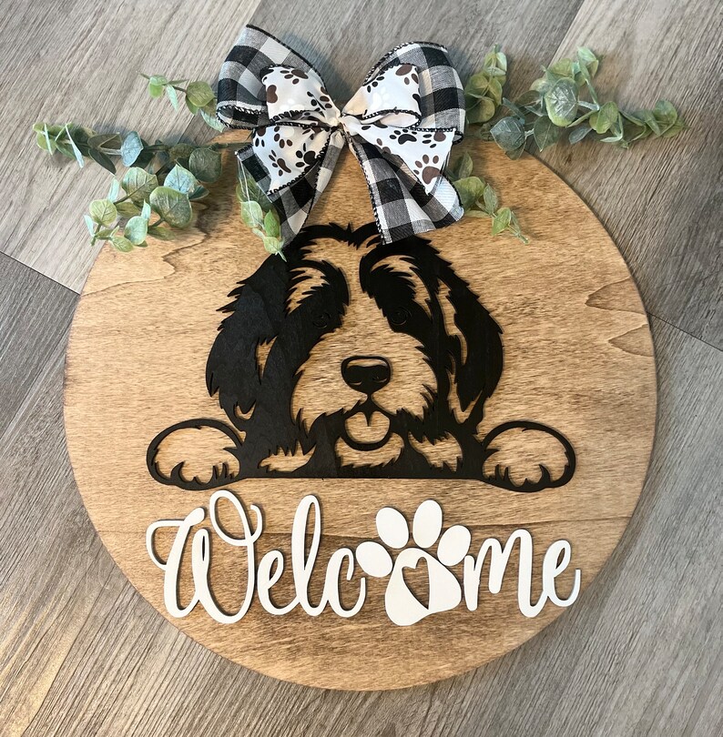 Bernedoodle Welcome Dog Door Hanger Sign - Etsy