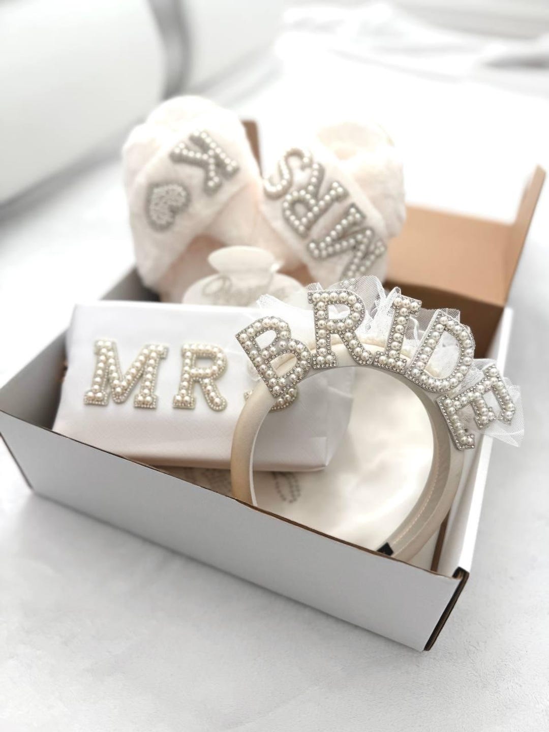 Luxury Bride Gift Set - Bridal Shower Gift Box - Mrs Slippers, Bride ...