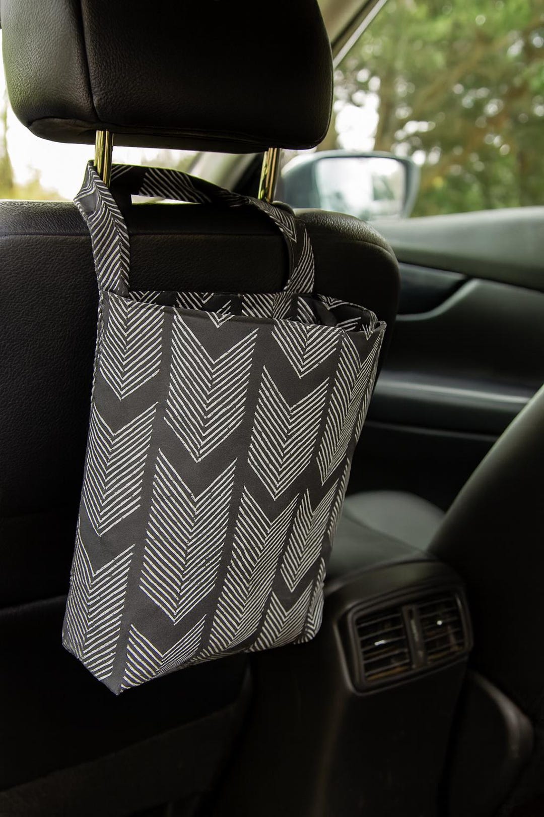 Reusable Car Trash Bag, Black & White Arrow Print - Etsy