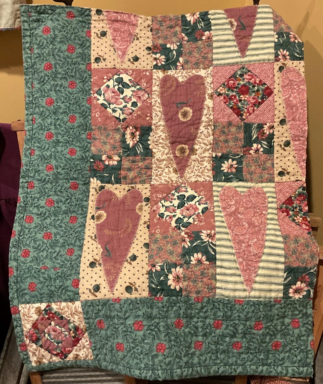 Vintage Green & Mauve Quilt PIECE, Heart Quilt, Repurposed Quilt ...