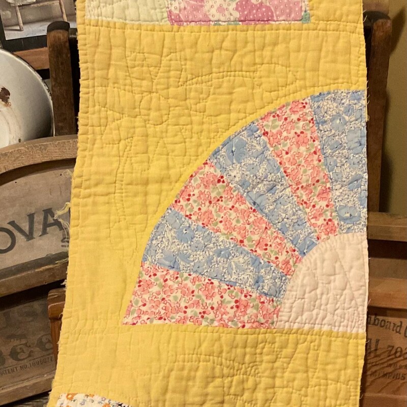Vintage Fan Quilt - Etsy