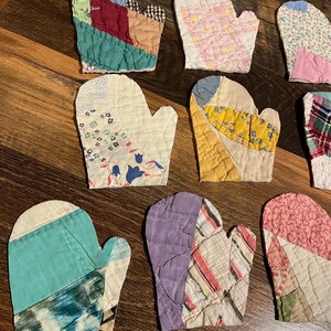 10 Mittens Cut From Old Quilts, Vintage Glove Die-cuts, Antique Cutter ...