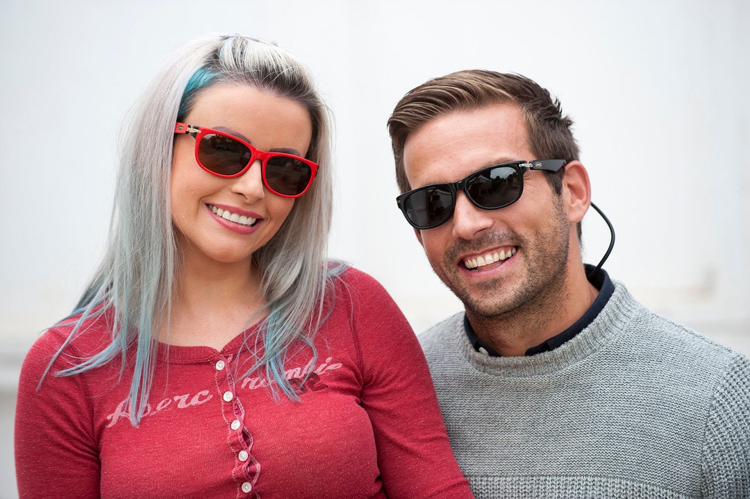 Revolutionary Folding Loopies Sunglasses Wayfarer or Round Fully ...