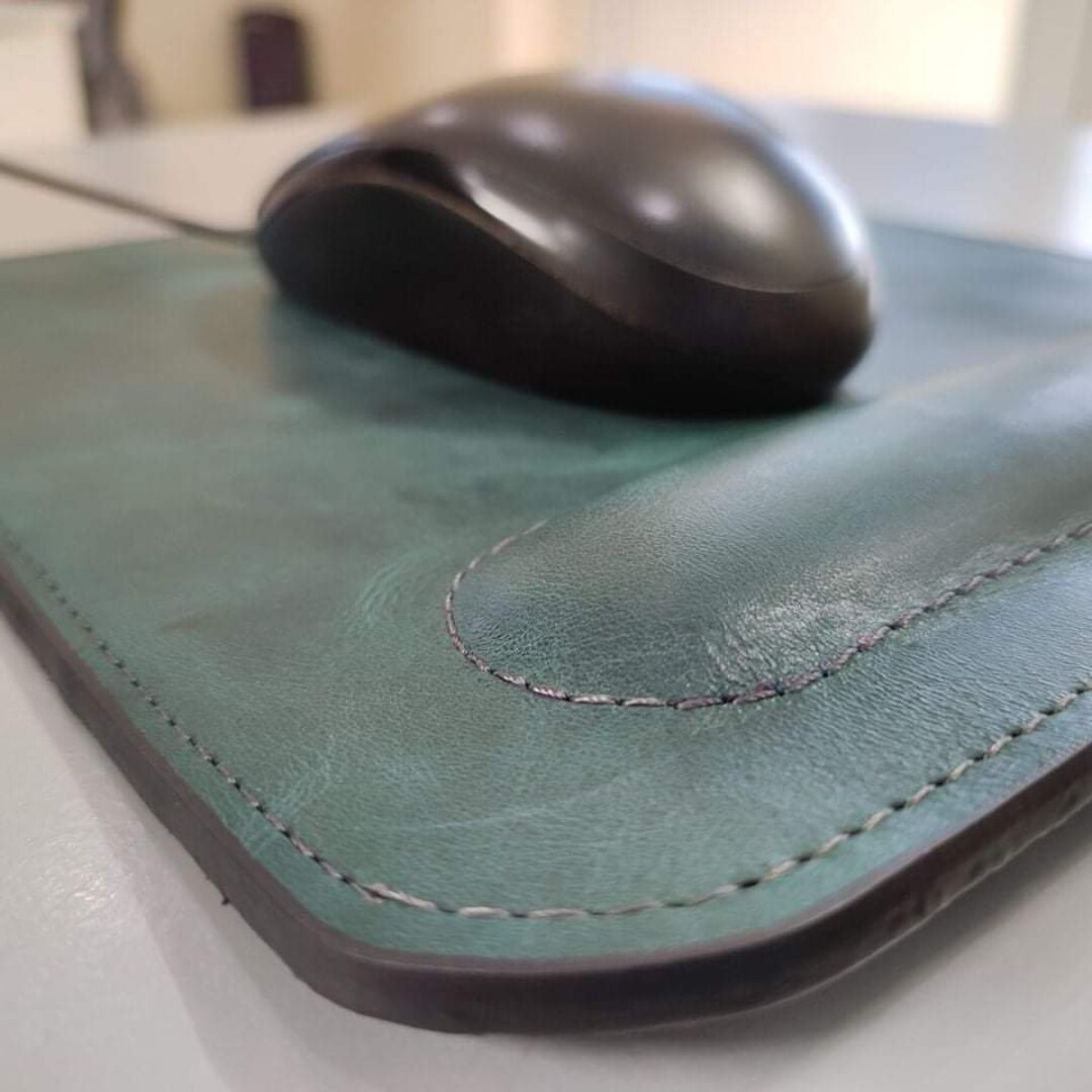 Handmade Leather Mouse Pad With Wrist Rest - Etsy