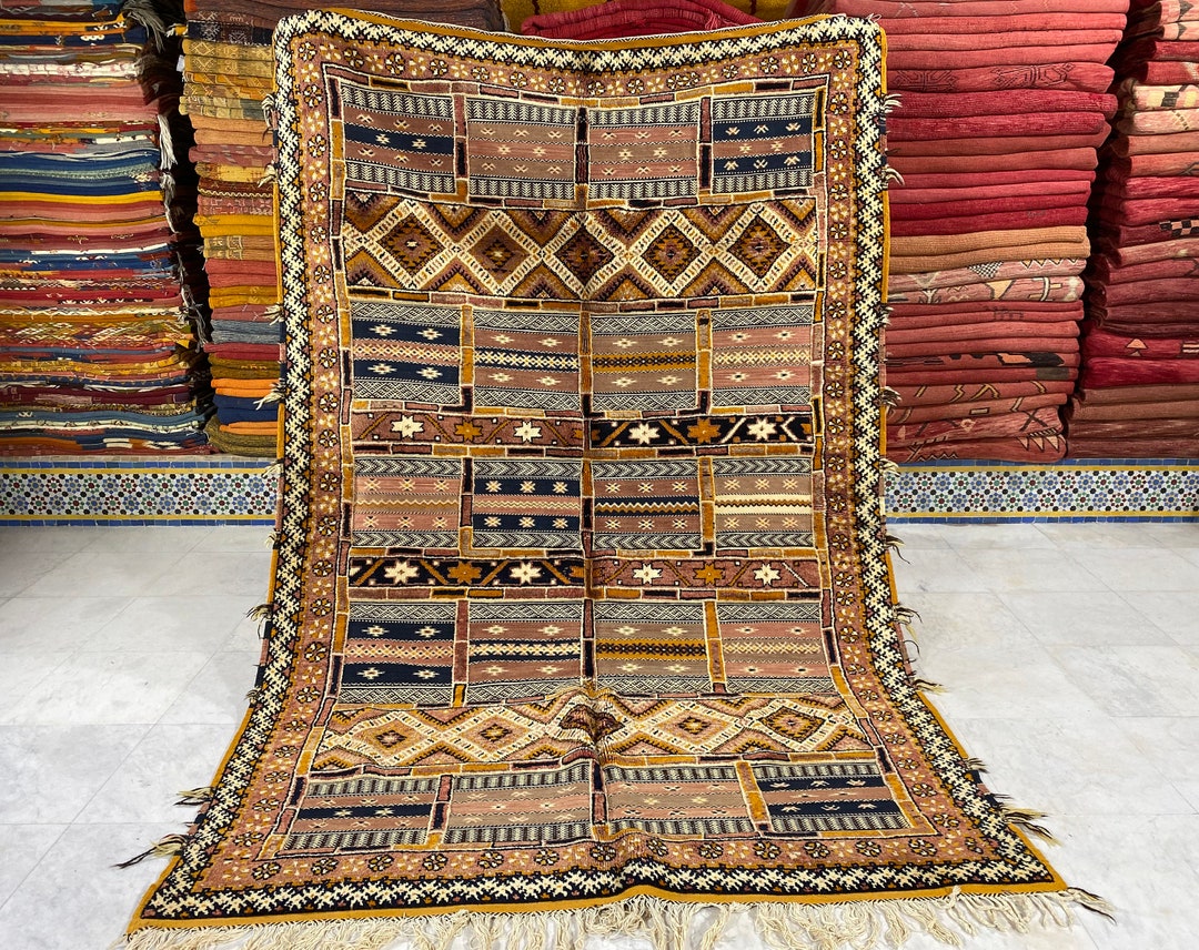 Vintage Glaoui Rug, Multi Color Berber Carpet, Unique Moroccan Rug ...