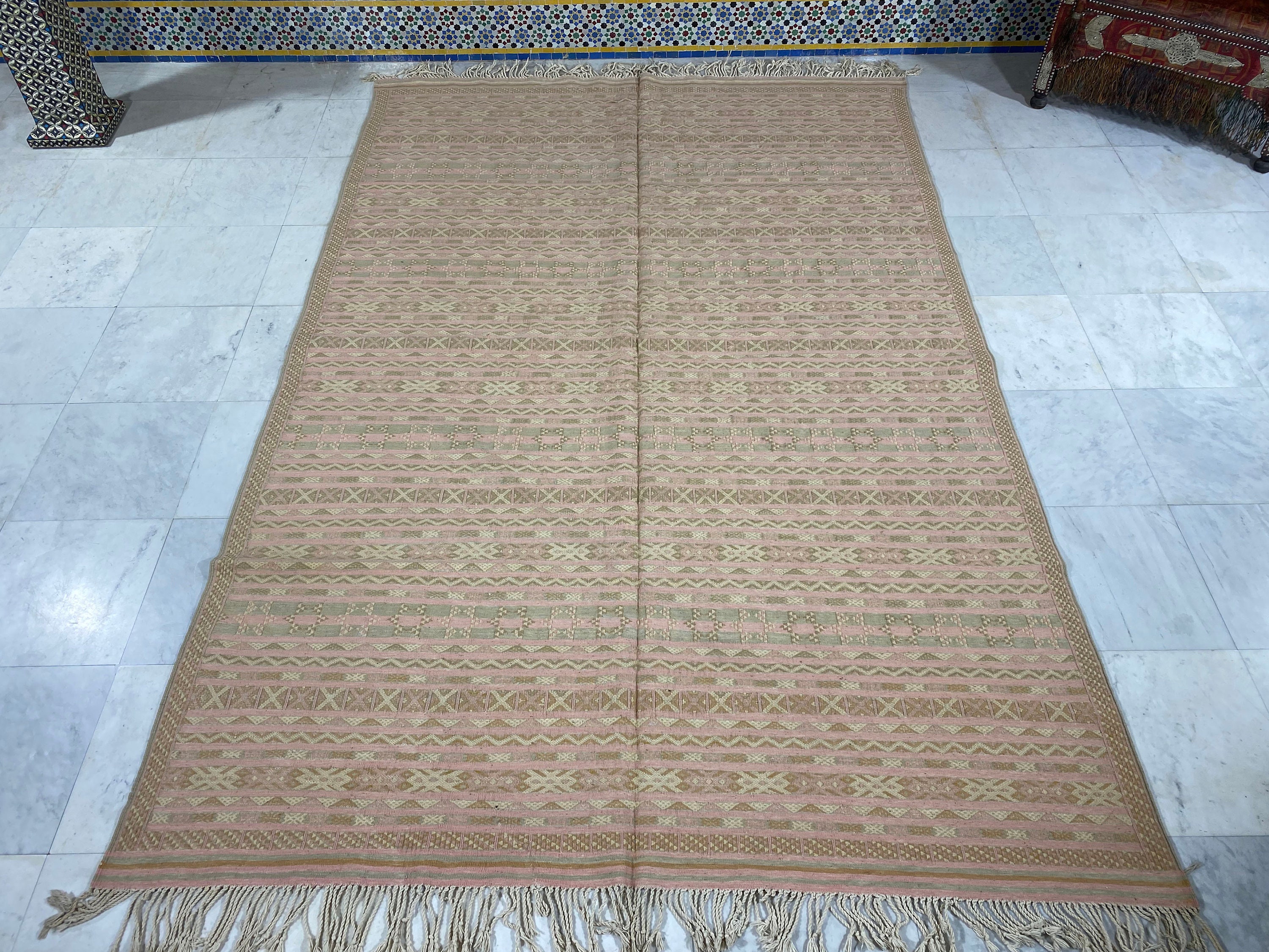 Old Moroccan Rug, Unique Tiflt Carpet, Home Decor 196 X 303 Cm, Area ...