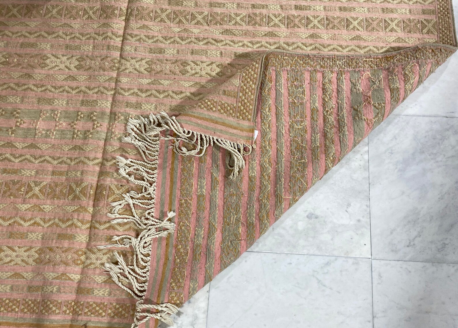 Old Moroccan Rug, Unique Tiflt Carpet, Home Decor 196 X 303 Cm, Area ...