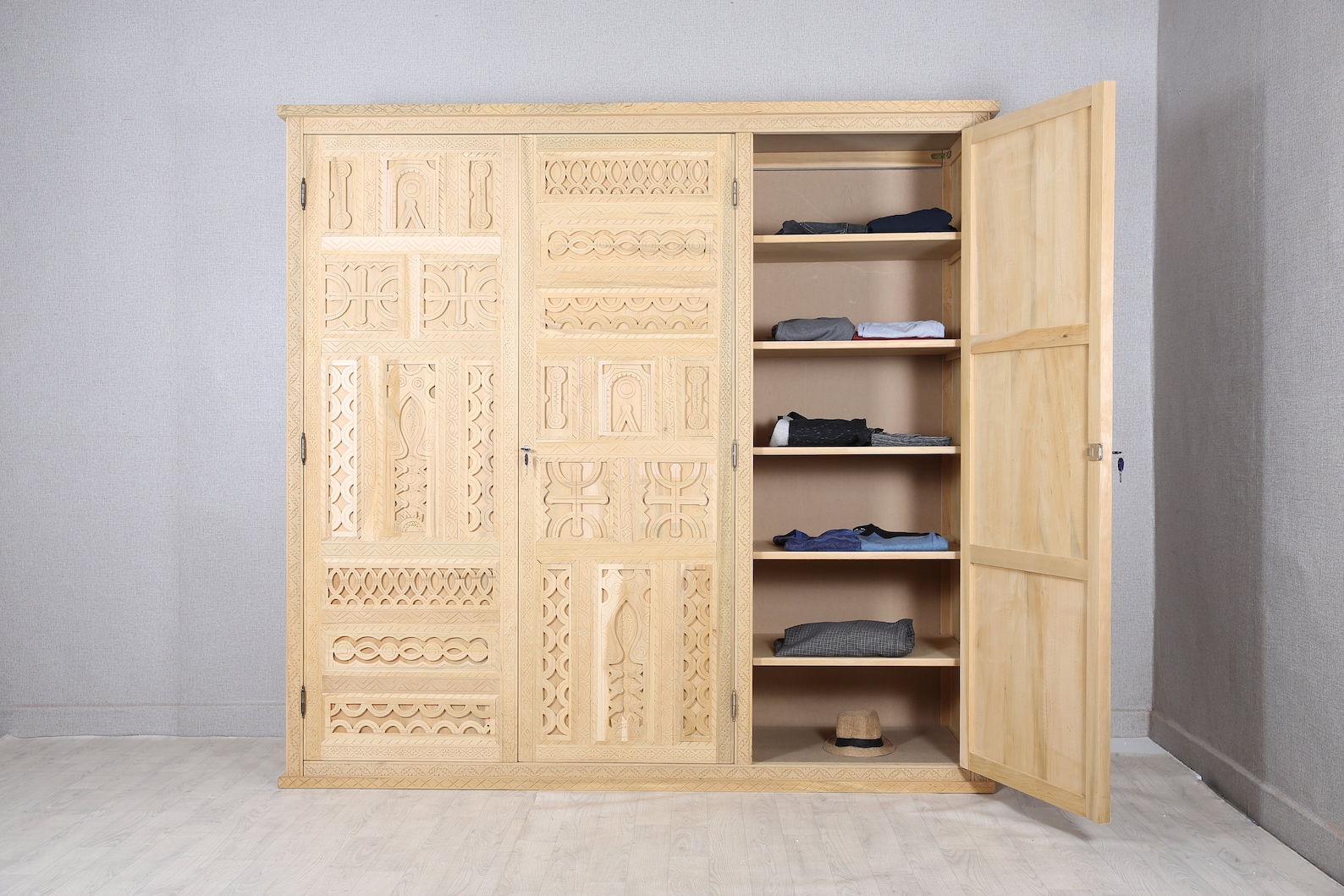 Fantastic Moroccan Wardrobe, Home Inspiration, Berber Cupboard, Home ...