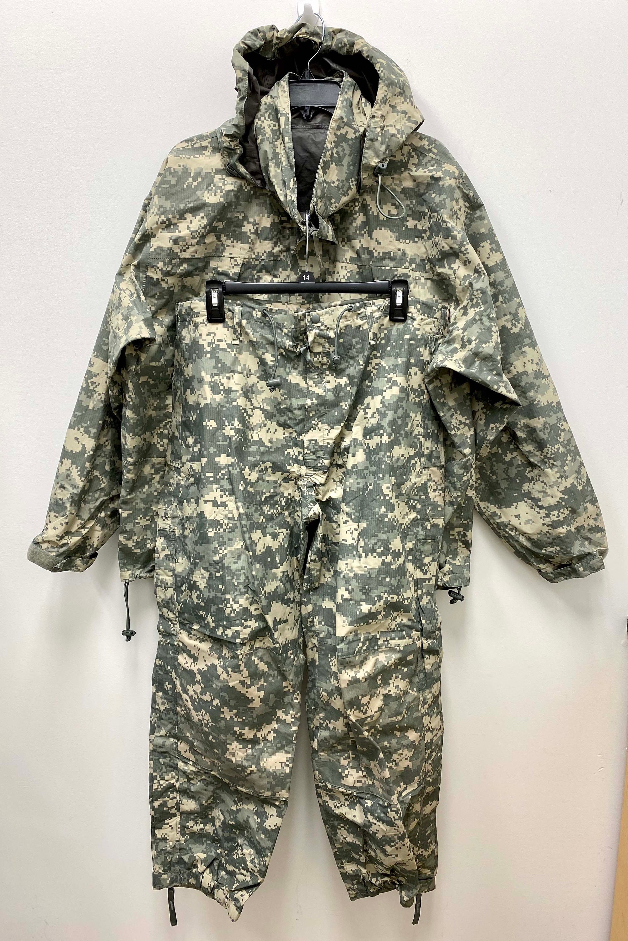 Acu Wet Weather for sale | Only 3 left at -70%