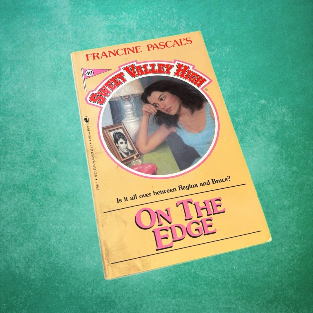 Sweet Valley High 40 On The Edge By Francine Pascal Vintage Antique