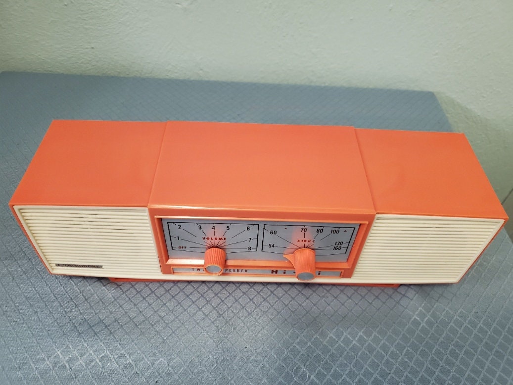 Orange 1960/61 Commodore 5 Tube Radio. Restored, Working/restored With ...
