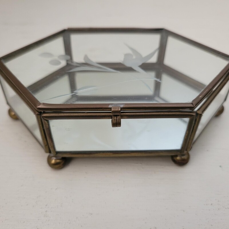 Vintage Glass Box - Etsy