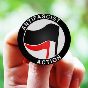 Pack 5 Badges Antifa, Antifascist Pinback Buttons, Antifa, Antifa Punk ...