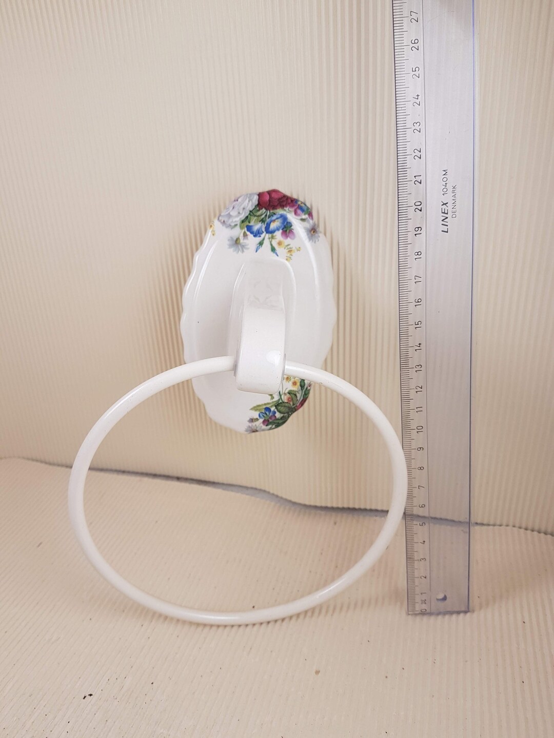 VTG HADIDA Fine Bone China Bathroom Collection Toilet Towel Hanger - Etsy
