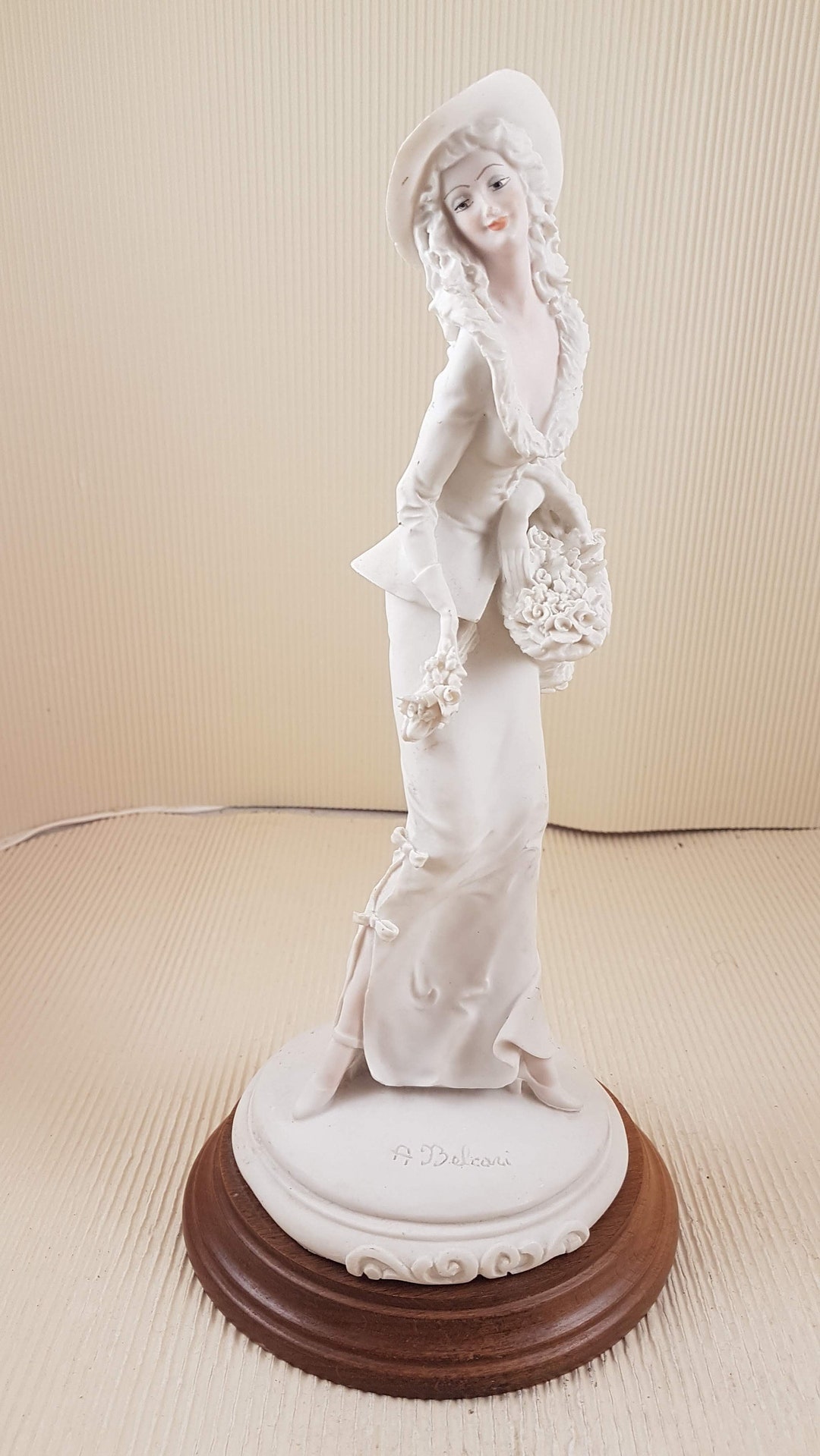 Belcari Lady Figurine.capodimonte Figurine Lady Signed - Etsy