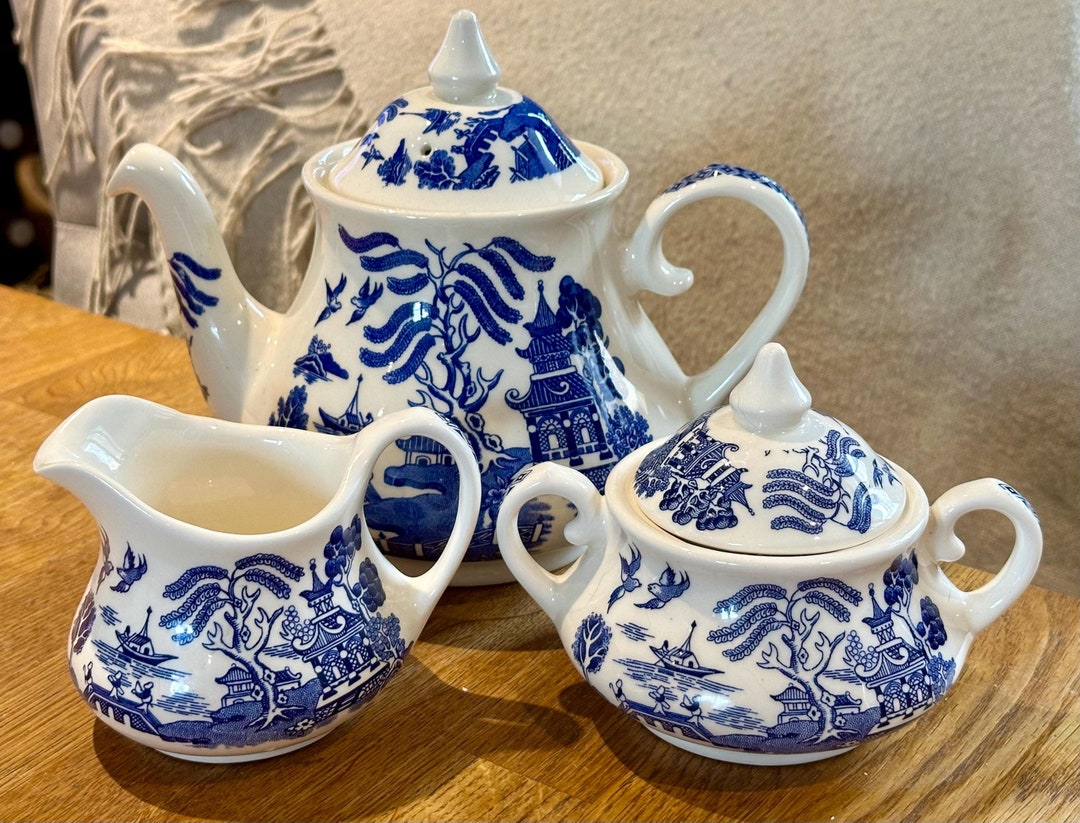 WILLOW PATTERN Vintage English Ironstone ‘old Willow’ Teapot, Sugar ...