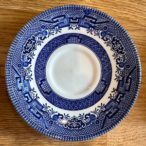 CHURCHILL WILLOW PATTERN Vintage With Magnificent Blue / White Transfer ...