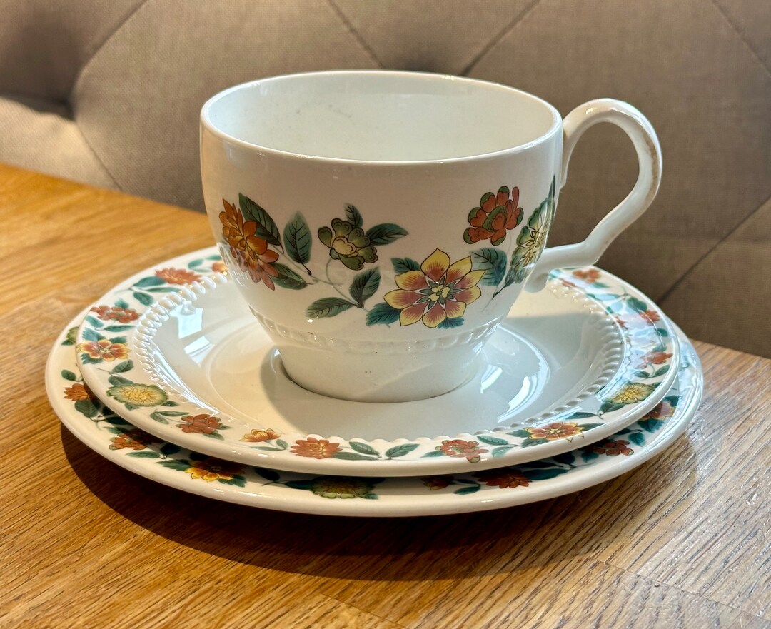 ROYAL CAULDON Vintage Maytime Pattern I Dinner Plates L 1960s L Teacups ...