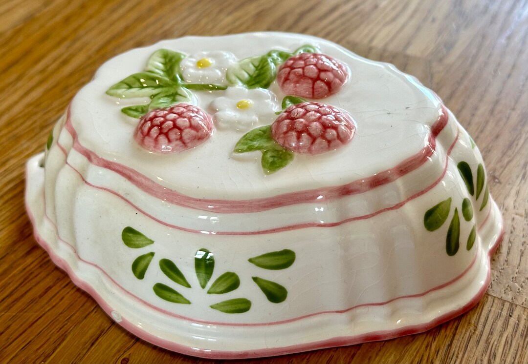 VINTAGE JELLY / JELLO Gelatin Wall Hanging Mould L Kitchenalia L ...