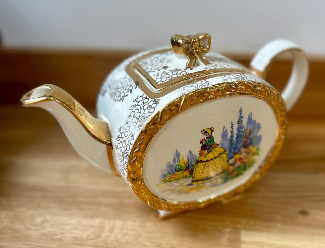 SADLER BARREL TEAPOT Vintage I Crinoline Lady Barrel Shaped Teapot I ...