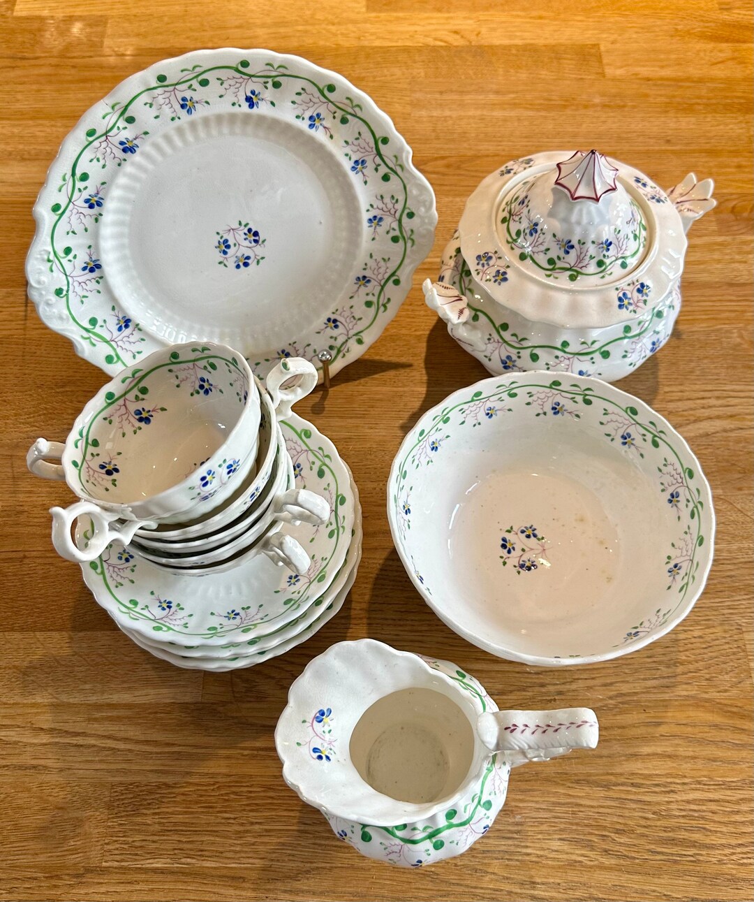 ANTIQUE HILDITCH TYPE Porcelain Teaset L Handpainted L Green Vine Stems ...